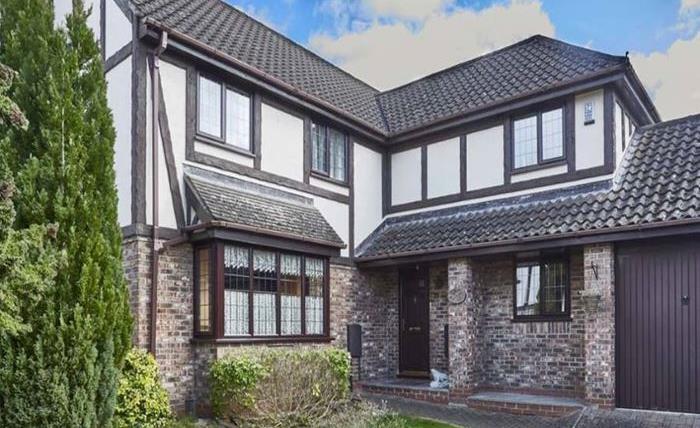 Replacement double glazing – uPVC Double Glazing Windows | Anglian Home