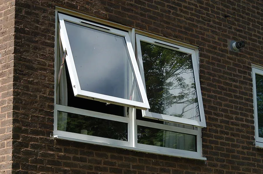 Fully Reversible Windows